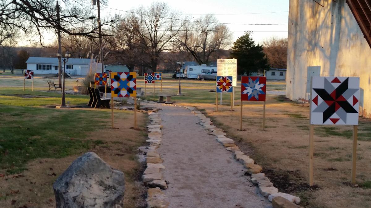 Helium Memorial Park - Dexter KS, 67038