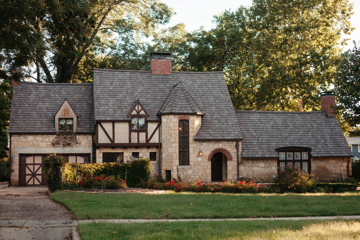 Caton Legacy Architectural Driving Tour - Winfield KS, 67156