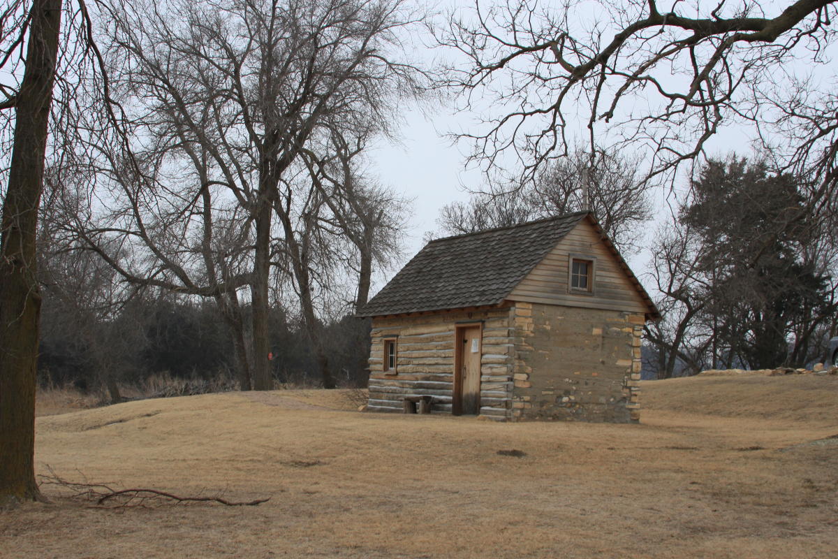 Home on the Range Cabin - Athol KS, 66932