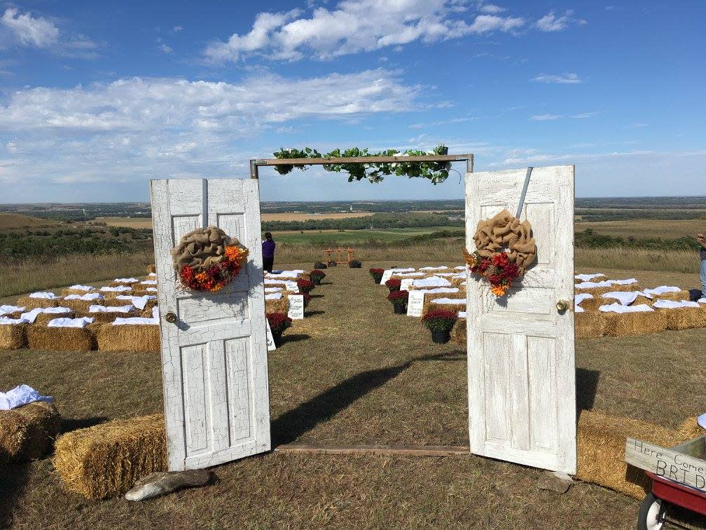 Lazy T Ranch Adventures & Guest House - Manhattan KS, 66502