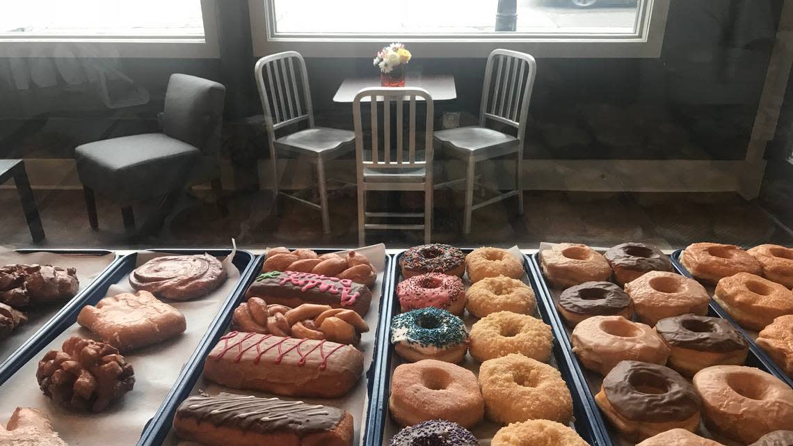 Paradise Donuts - West Wichita - Wichita KS, 67209