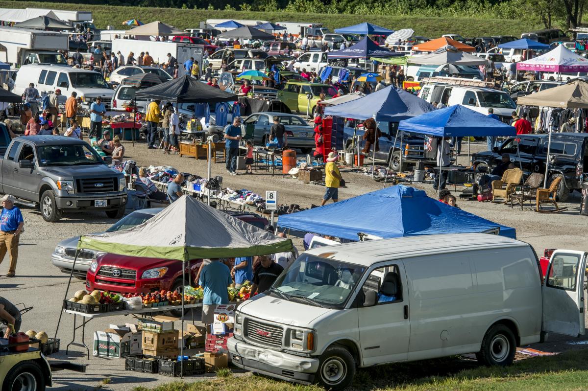 Boulevard Drive In and Swap N' Shop - Kansas City KS, 66103