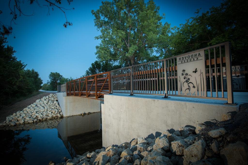 Redbud Trail - Andover - Andover KS, 67002