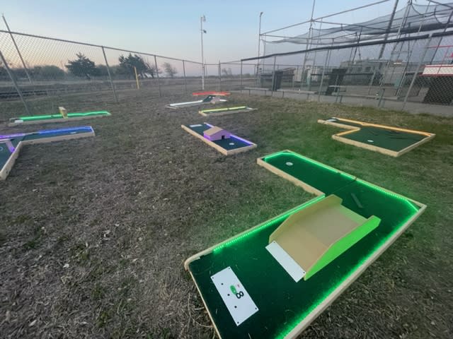 Mega Pines Mini Golf - Augusta KS, 67002