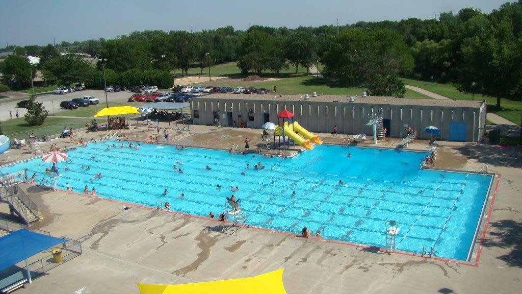 Dewey Gunzelman Pool - Haysville KS, 67060