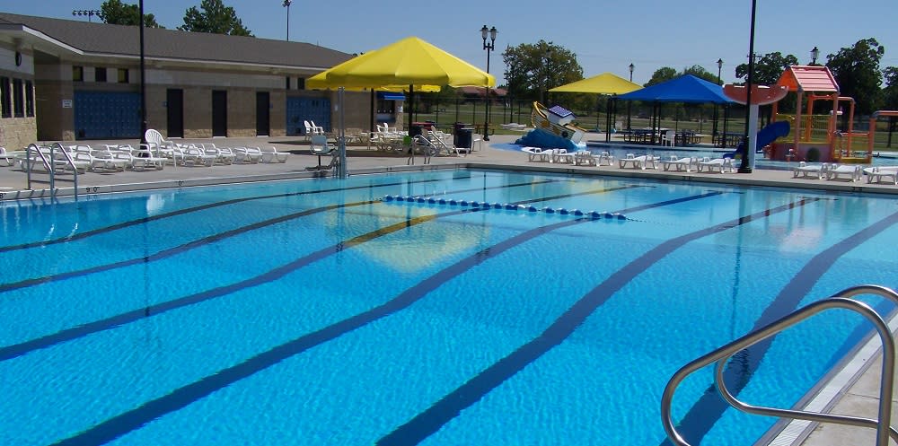 Riverside Beach Family Aquatic Center - Independence KS, 67301