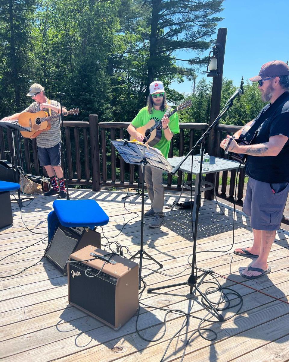 Music on the Mt. Bohemia Deck feat. the Greenstone Runners