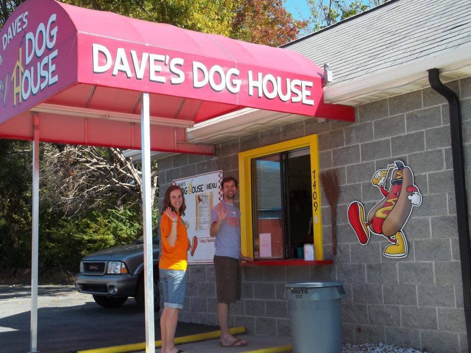 Dave's Dog House | Knoxville, TN
