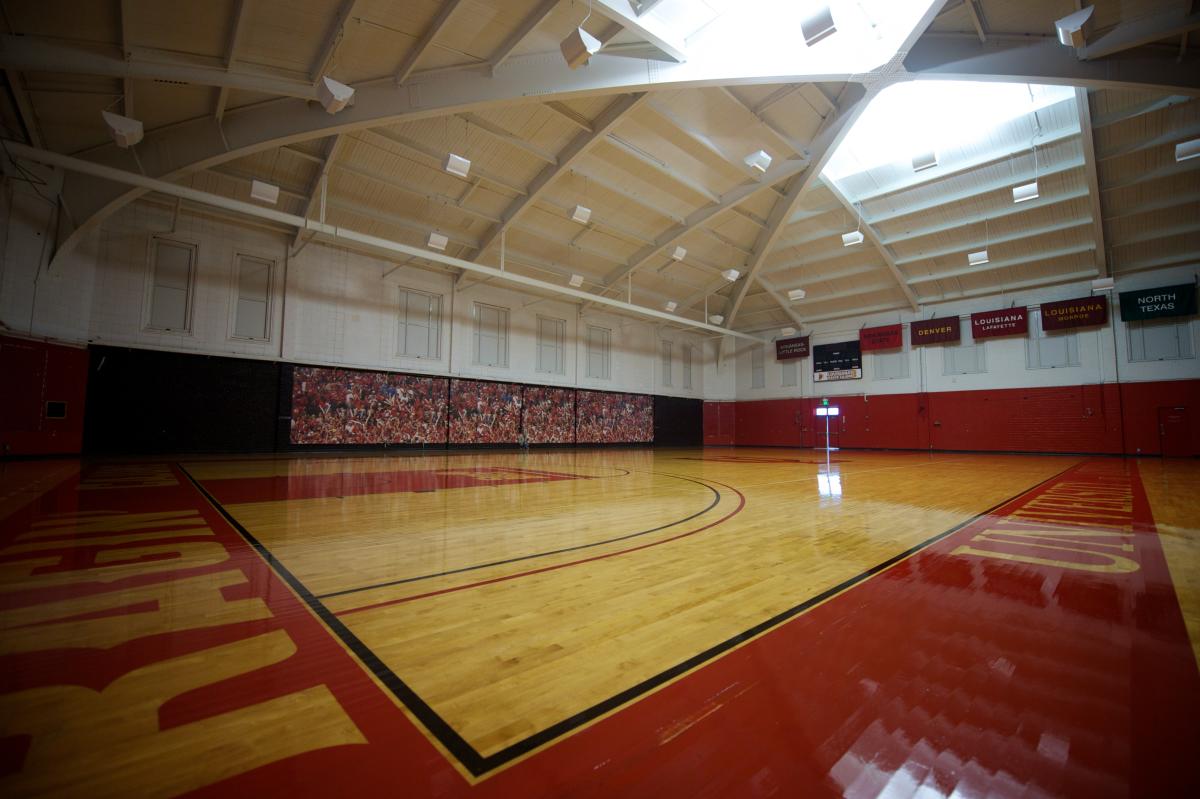 Earl K. Long Gym