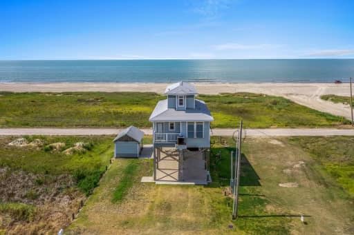Holly Beach Rental Getaway | Holly Beach, LA