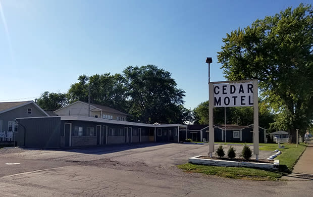 Cedar Motel