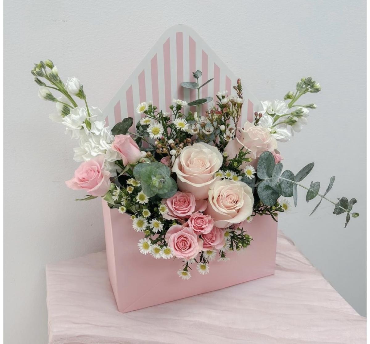 Galentine’s Day Floral Workshop with Meregold Creations