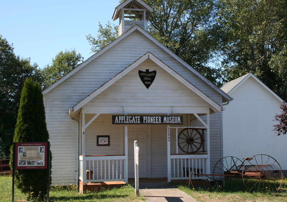 Applegate Pioneer Museum