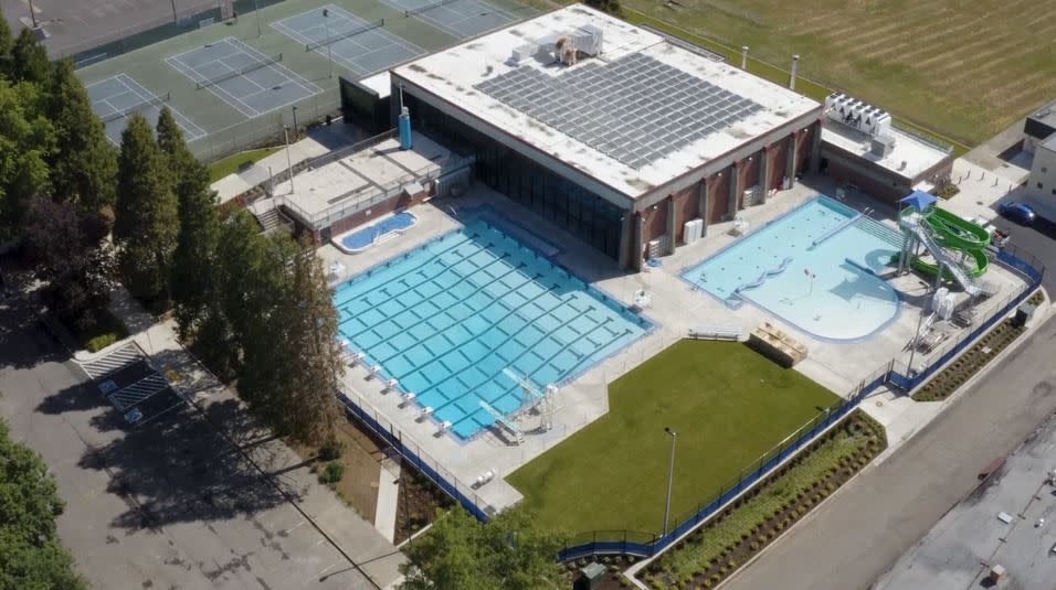 Echo Hollow Pool & Fitness Center