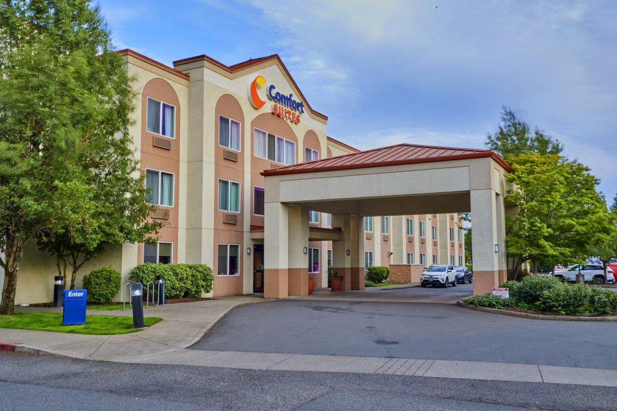 Comfort Suites