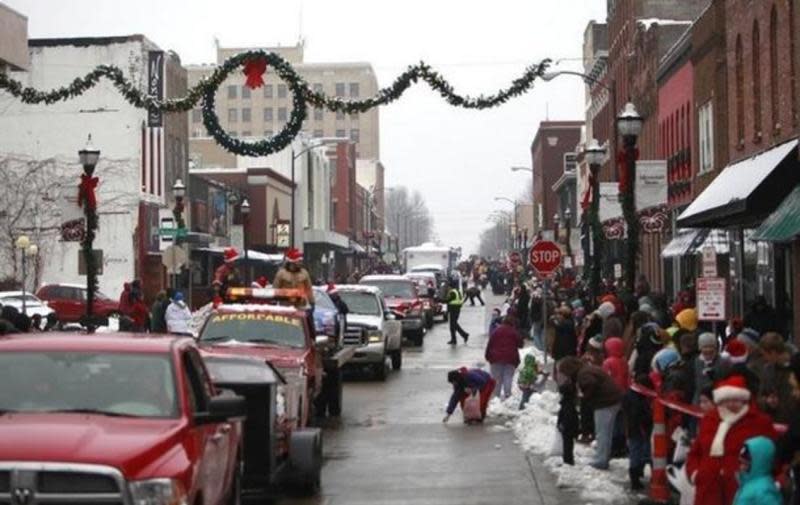 Springfield Christmas Parade