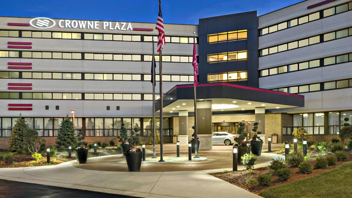 Crowne Plaza Lansing