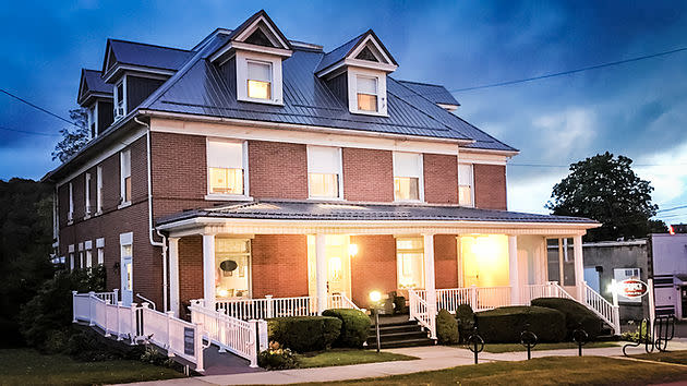 Yoder's Guest House | Meyersdale, PA