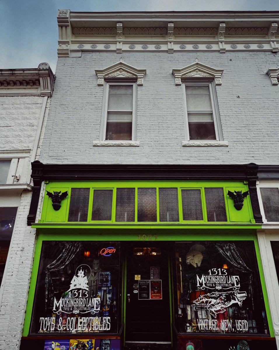 1313 Mockingbird Lane