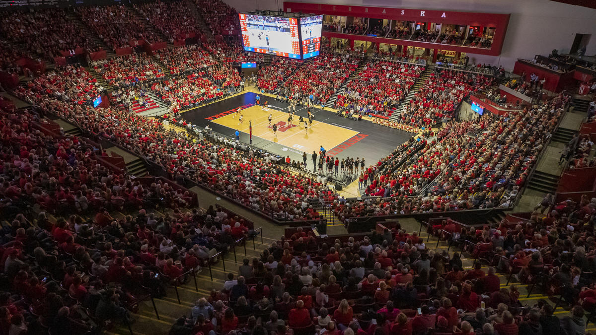 Bob Devaney Sports Center