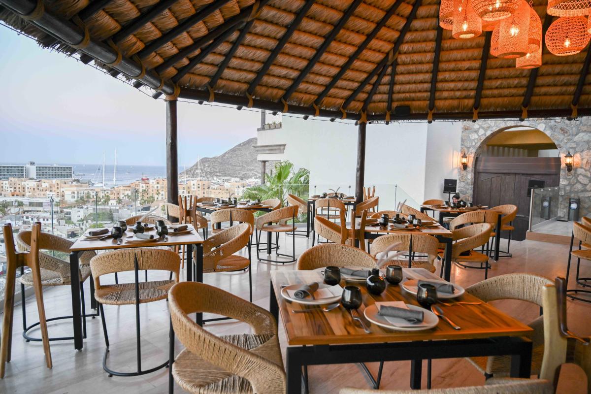 Loretta Los Cabos