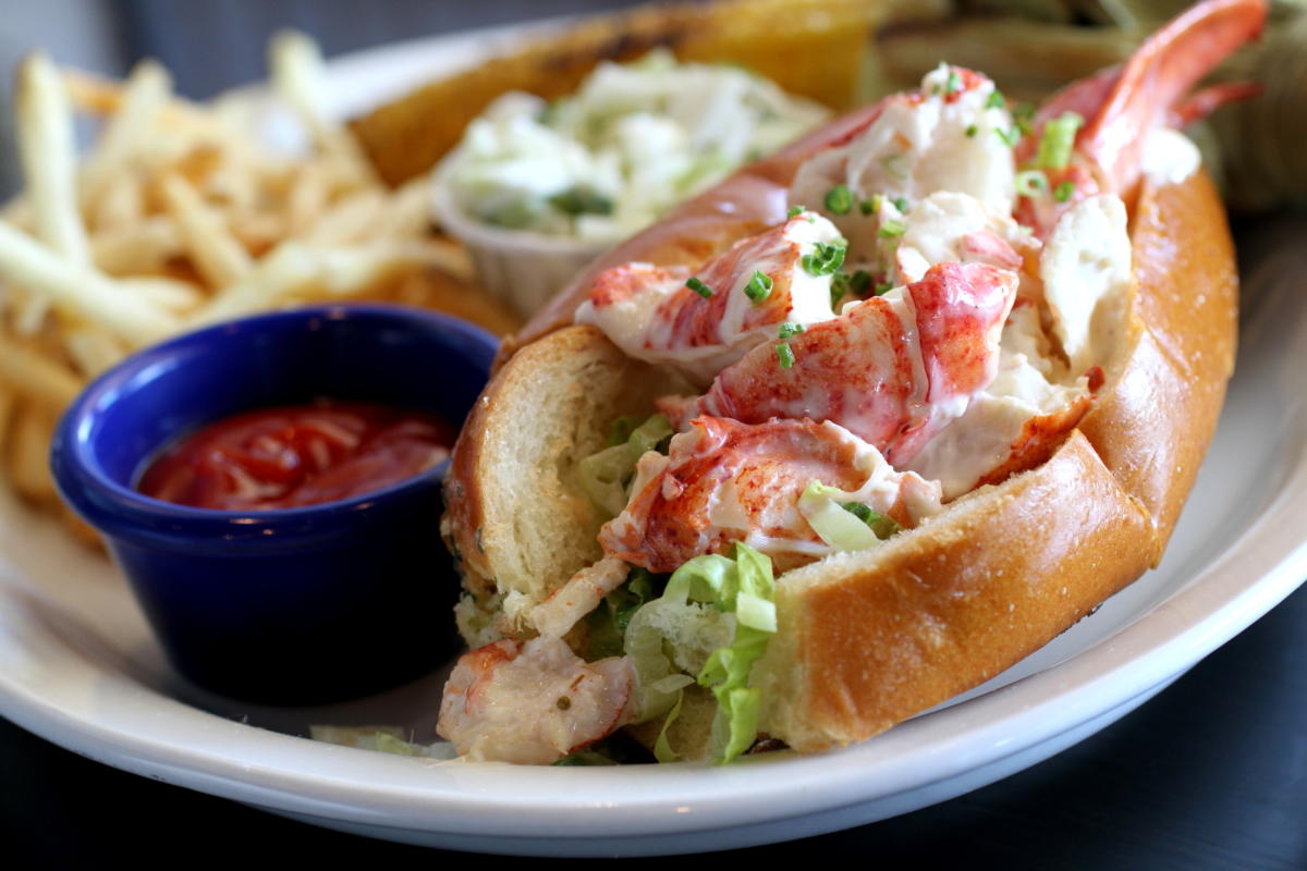 Ford's Fish Shack - Ashburn