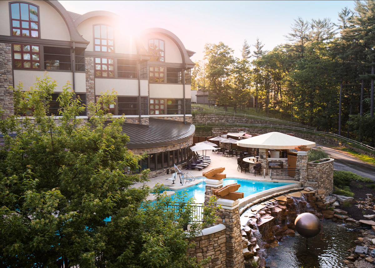 Sundara Inn & Spa | Wisconsin Dells, WI
