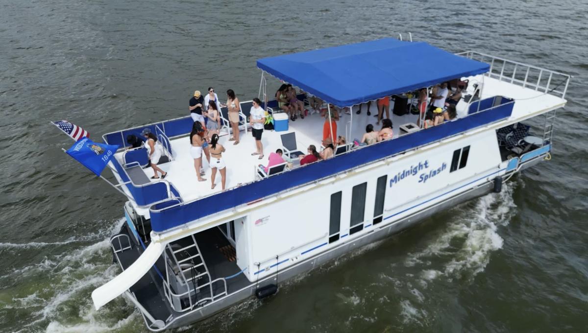 Midnight Splash | Madison, WI