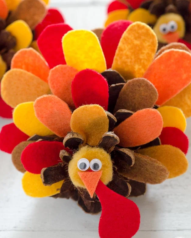Daytime Crafts with Kids: Thanksgiving Pinecone Turkeys | Madison, WI