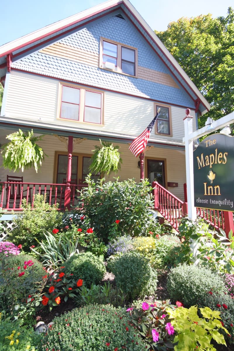 Maples Inn