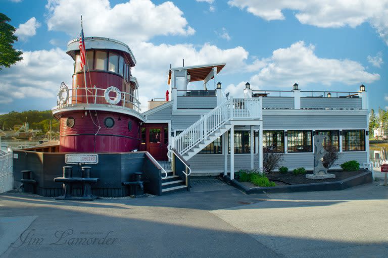 Tugboat Inn Restaurant