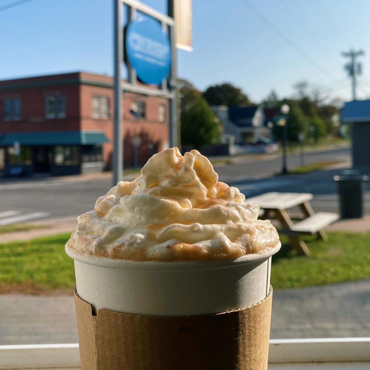 Cruisin' Coffee | Marquette, MI 49855