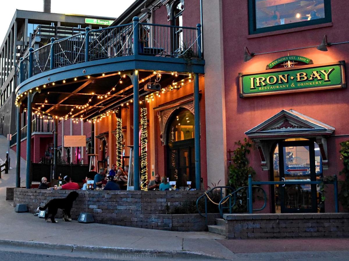 Iron Bay Restaurant & Drinkery | Marquette, MI 49855