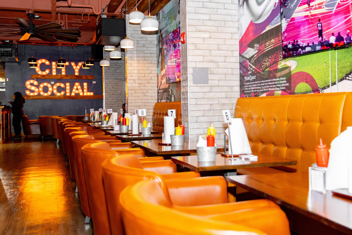 City Social Bar & Grill | Milwaukee, WI 53202