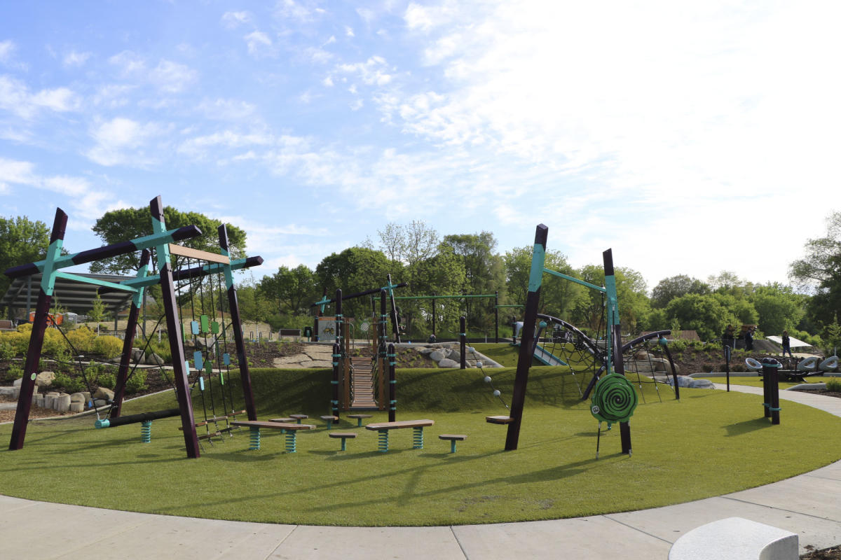 Firefly Grove Park | Wauwatosa, WI 53226