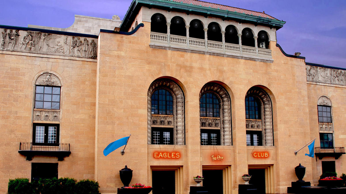 The Rave / Eagles Club | Milwaukee, WI 53233