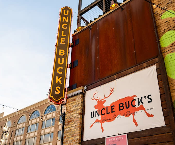 Uncle Bucks on 3rd | Milwaukee, WI 53203