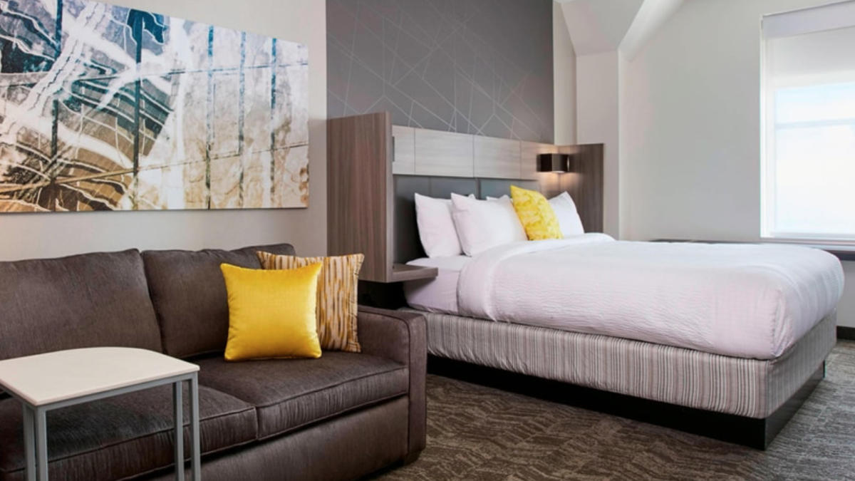 SpringHill Suites by Marriott Milwaukee Downtown | Milwaukee, WI 53203