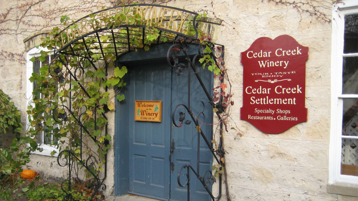 Cedar Creek Winery | Cedarburg, WI 53012