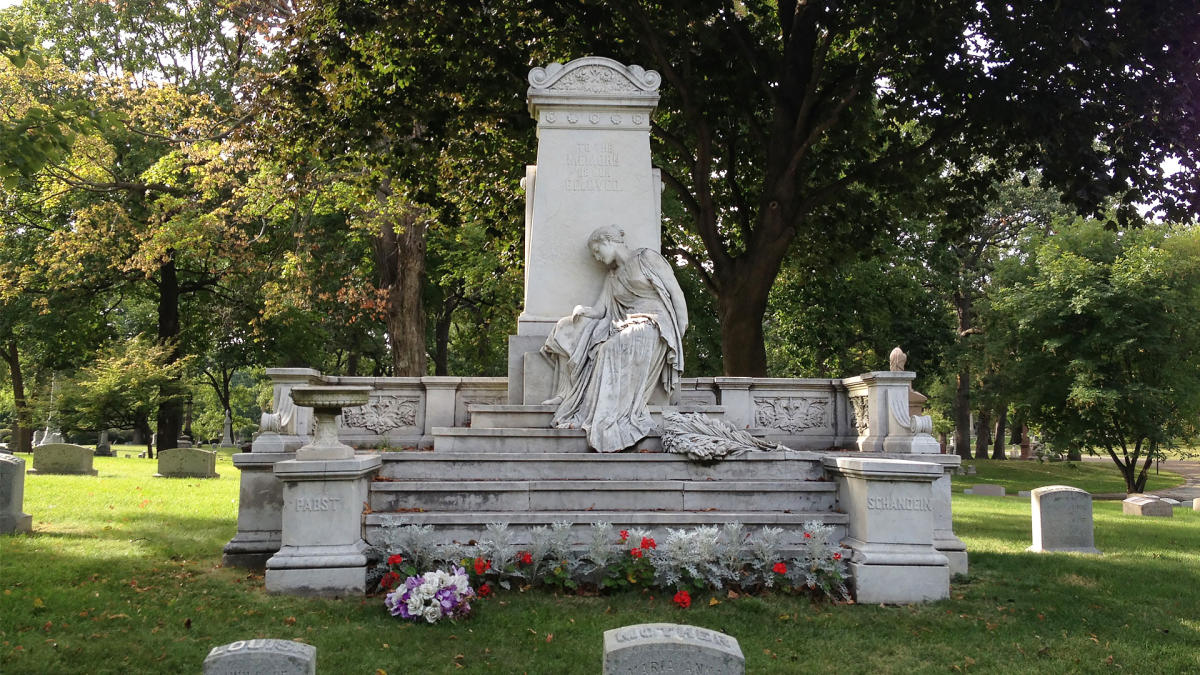 Forest Home Cemetery & Arboretum | Milwaukee, WI 53215
