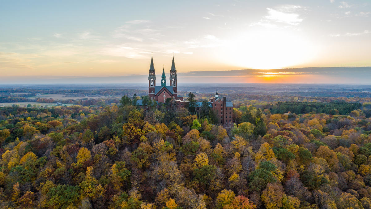 The Basilica and National Shrine of Mary Help of Christians at Holy ...