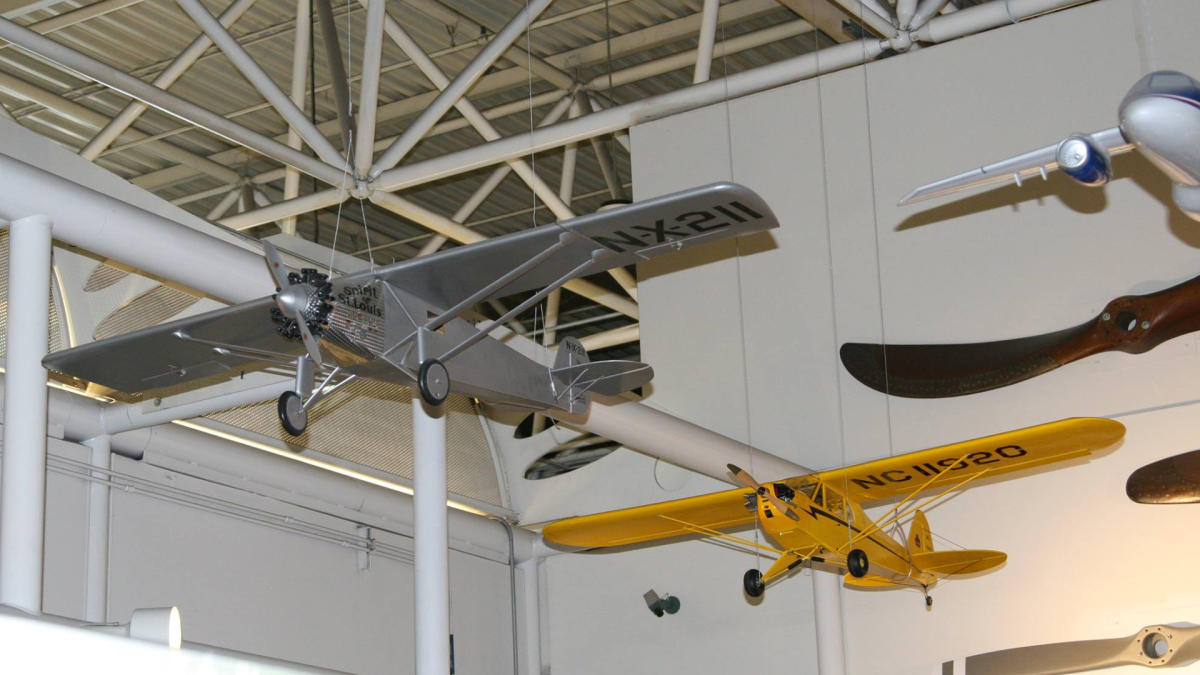 Mitchell Gallery of Flight | Milwaukee, WI 53207