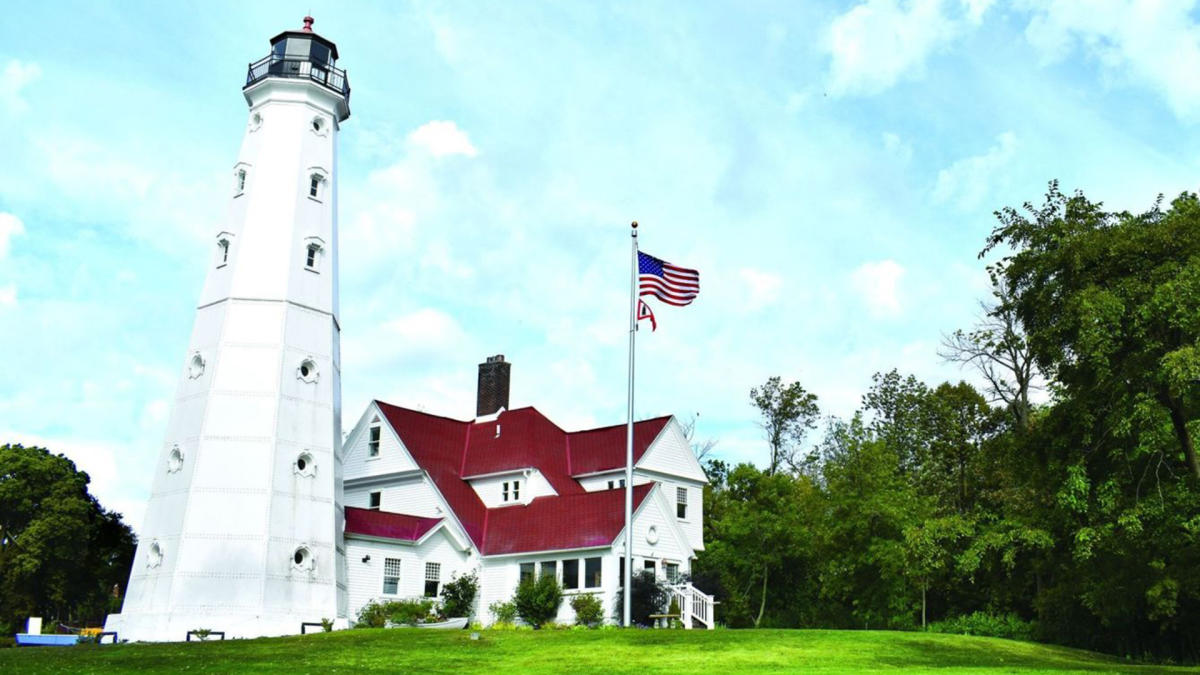 North Point Lighthouse - Museum | Milwaukee, WI 53211