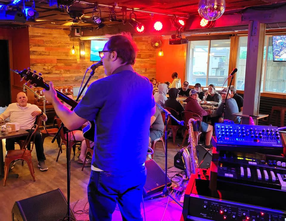 Open Mic Night with Joey Henderson