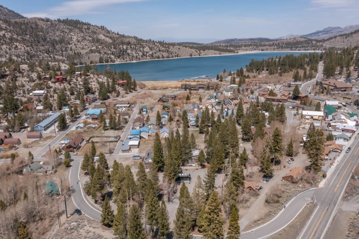 Golden Pine RV Motorcoach Resort