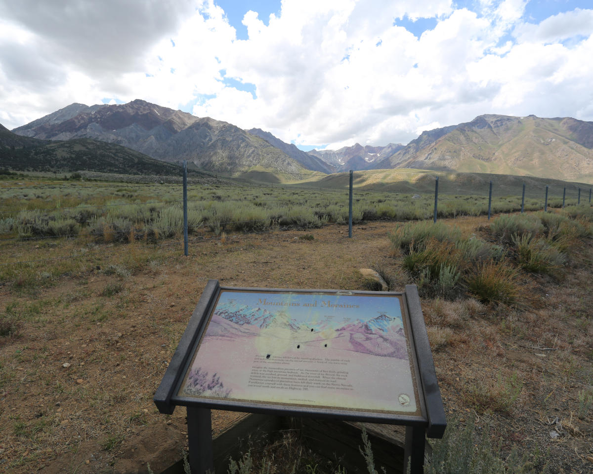 Crowley Lake Scenic Vista