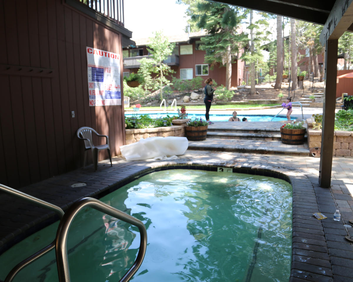 Mammoth Estates Condominiums