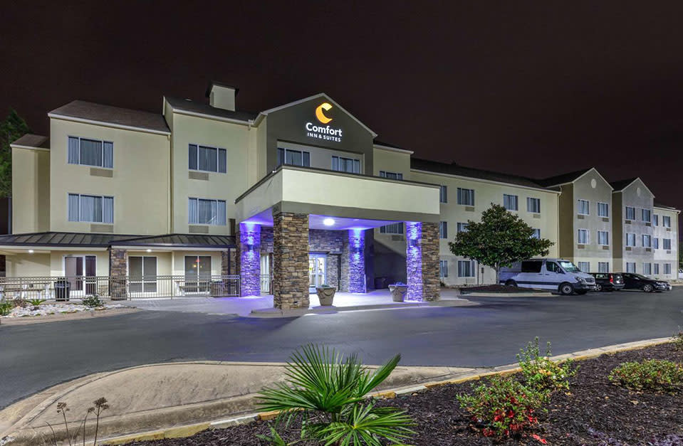 Comfort Inn & Suites Montgomery Eastchase | Montgomery, AL