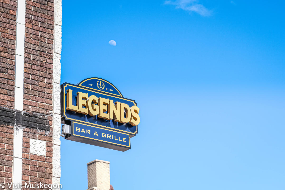 Legends Bar & Grille