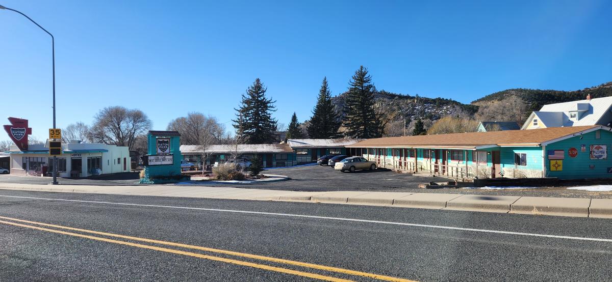 Raton Pass Motor Inn | Raton, NM 87740